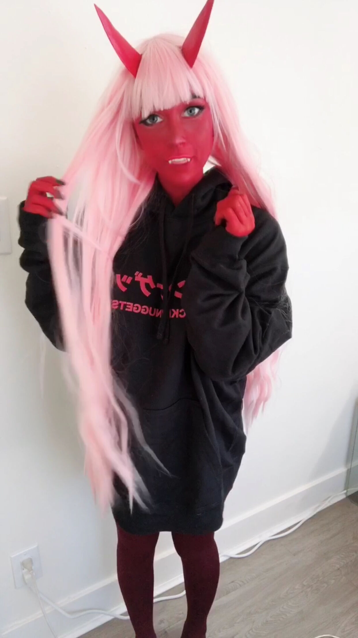 Depvailon.Com: Indigo White - Zero Two | Page 1/4