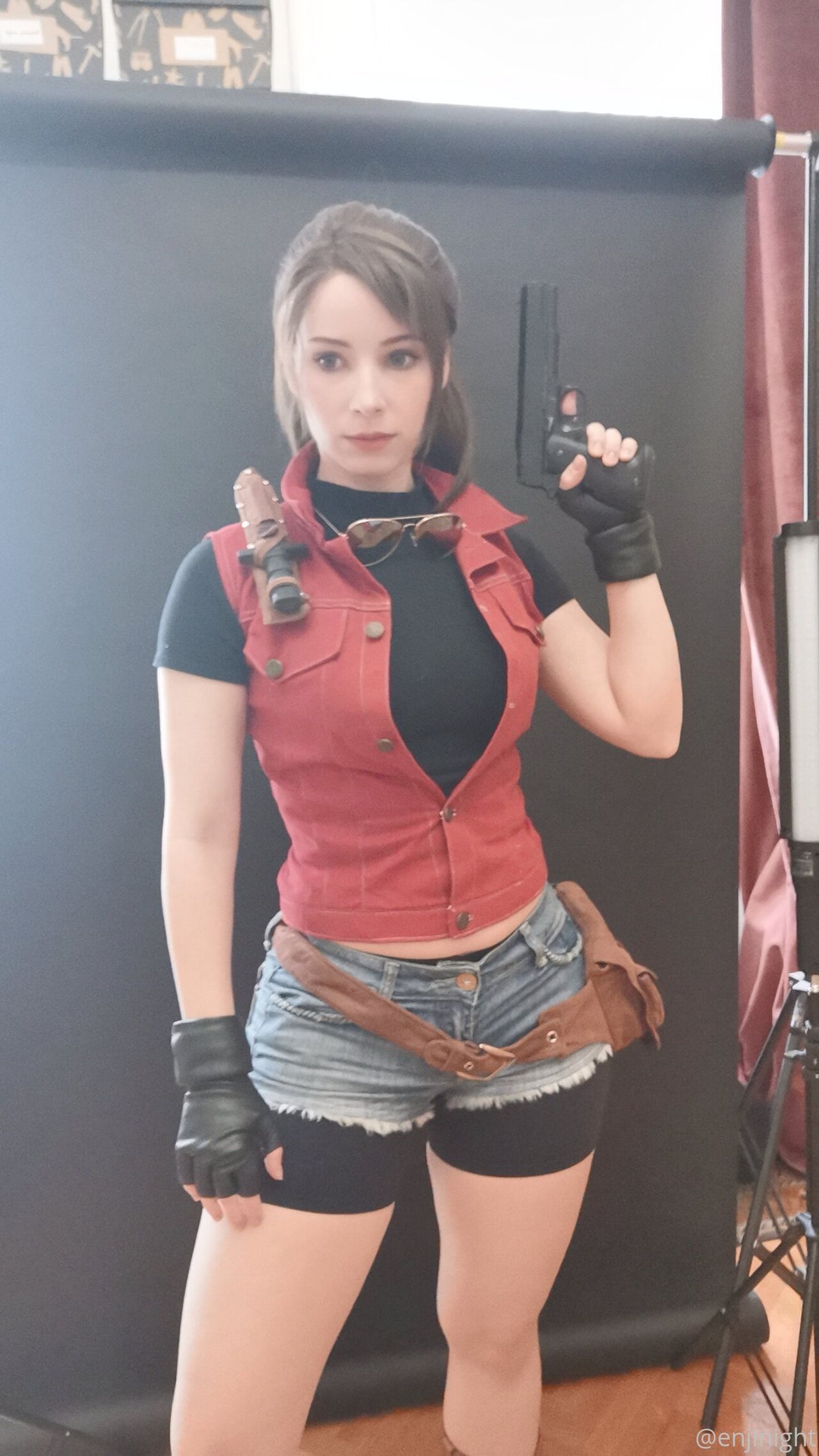 Depvailon.Com: Enji Night - Claire Redfield | Page 1/2