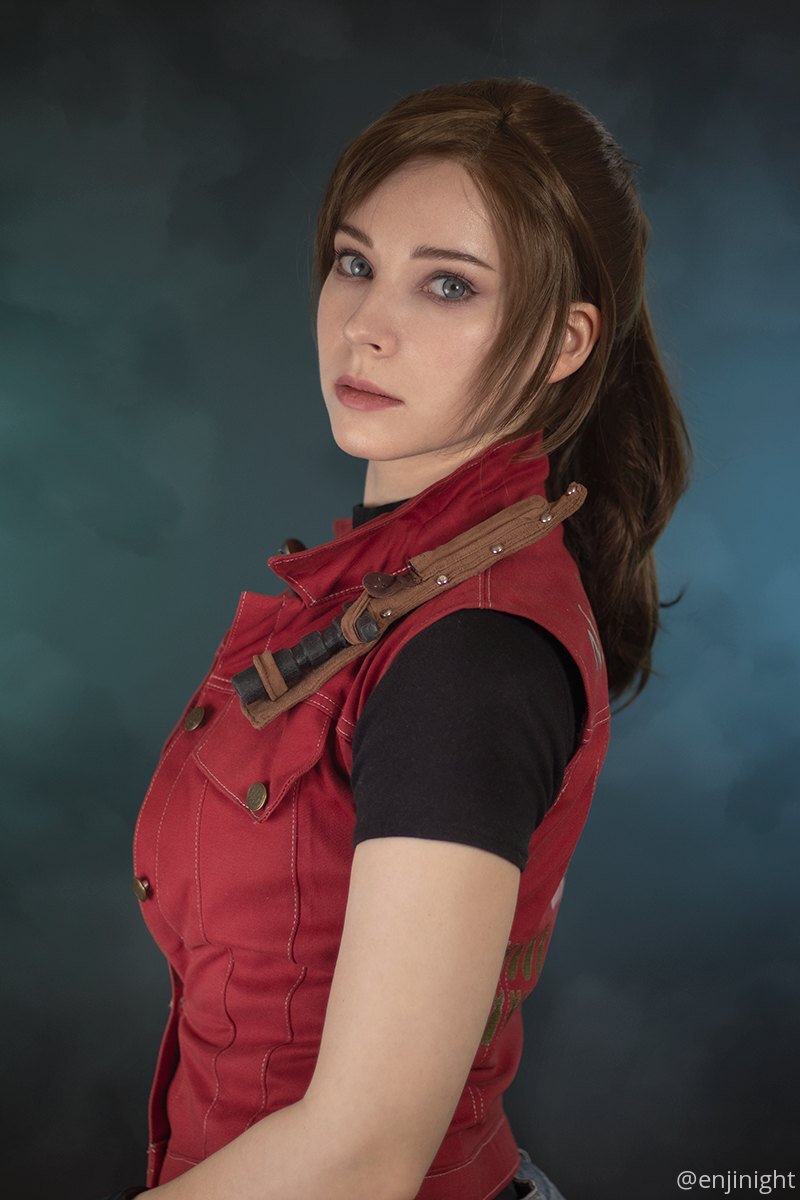 Depvailon.Com: Enji Night - Claire Redfield | Page 1/2