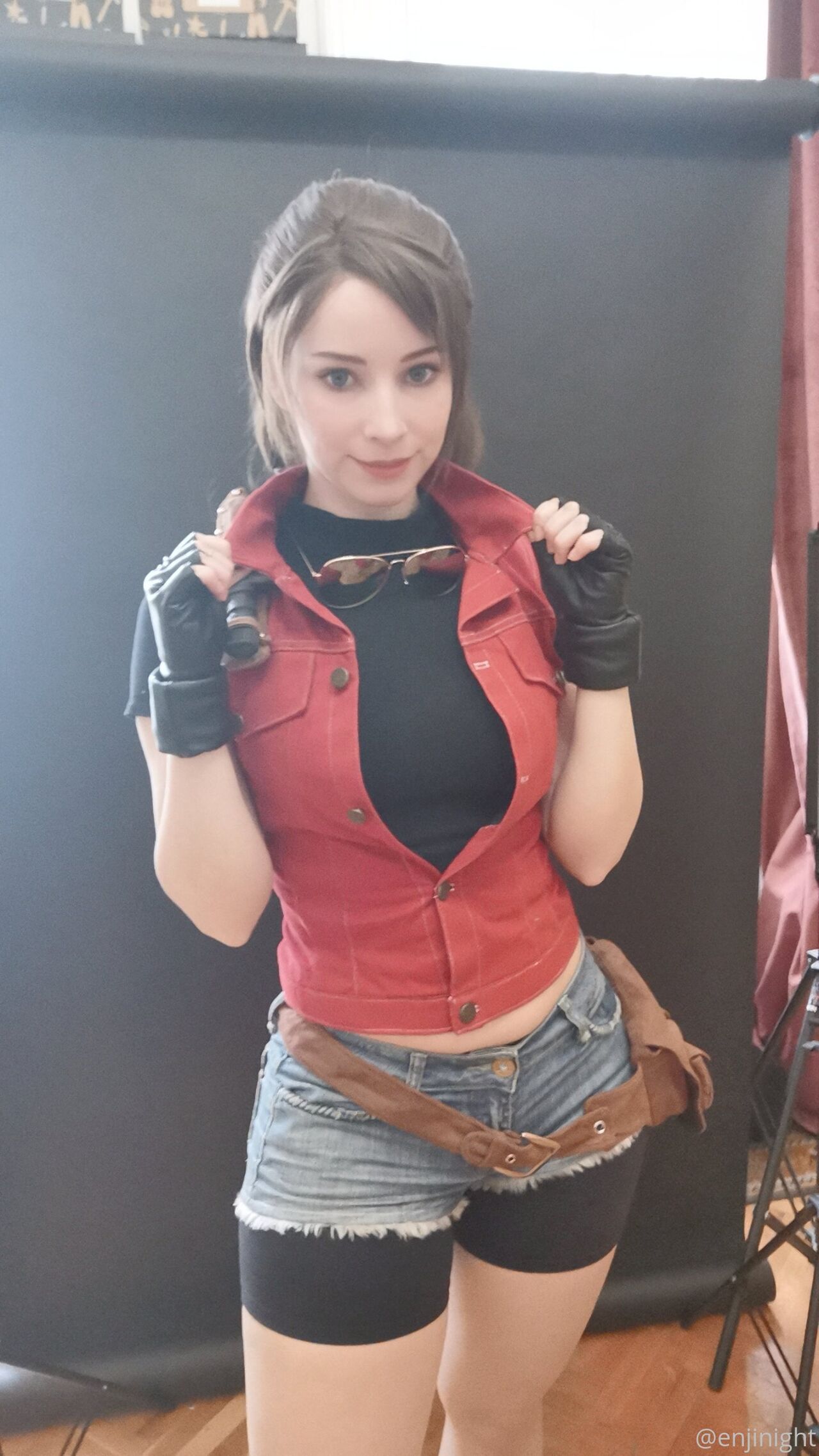 Depvailon.Com: Enji Night - Claire Redfield | Page 1/2